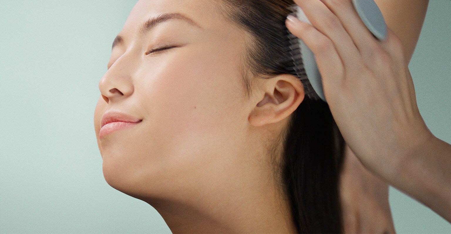 Scalp Solutions Hair Treatments for Dry Scalp | Aveda